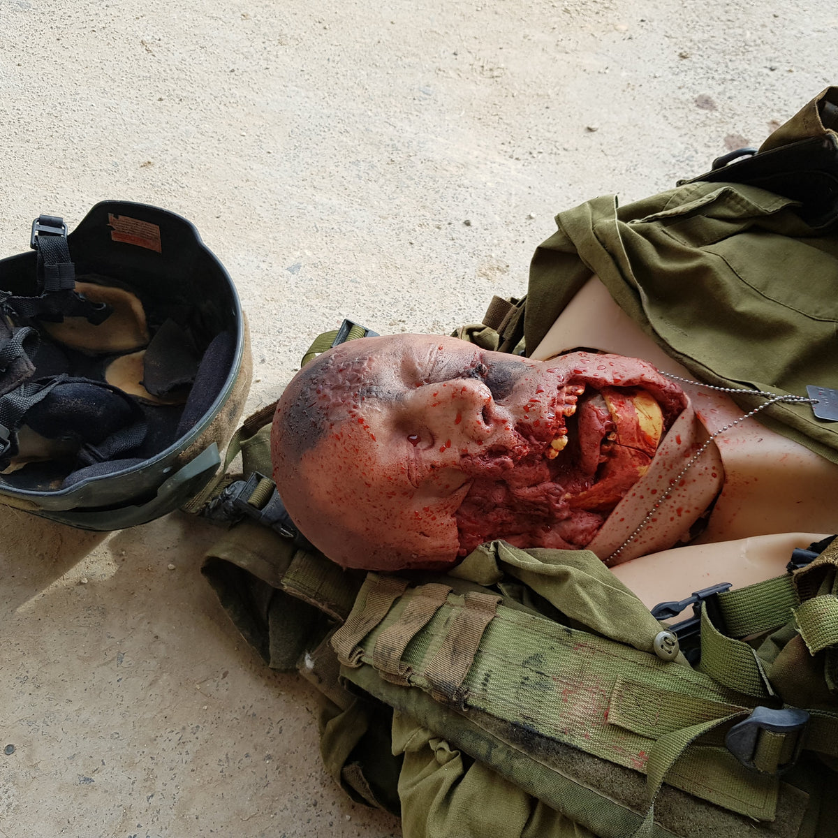 Head Full with Teeth – extremesimulations